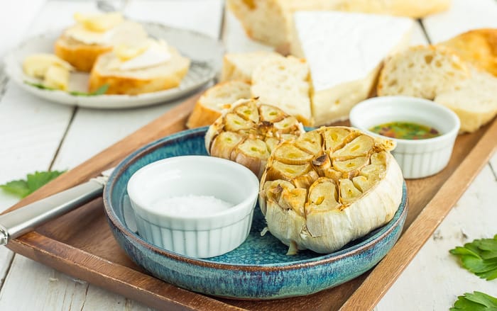Instant Pot Roasted Garlic - Sustainable Cooks