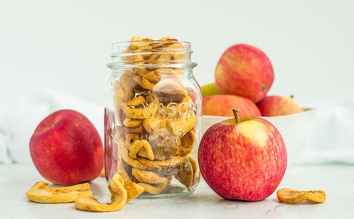 Dehydrated Apples Recipe {Dehydrator or Oven} | Sustainable Cooks