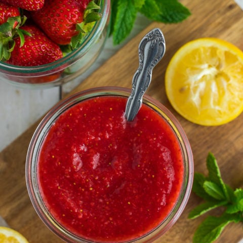 Homemade Strawberry Puree (Fresh or Frozen Strawberries) - Sustainable ...