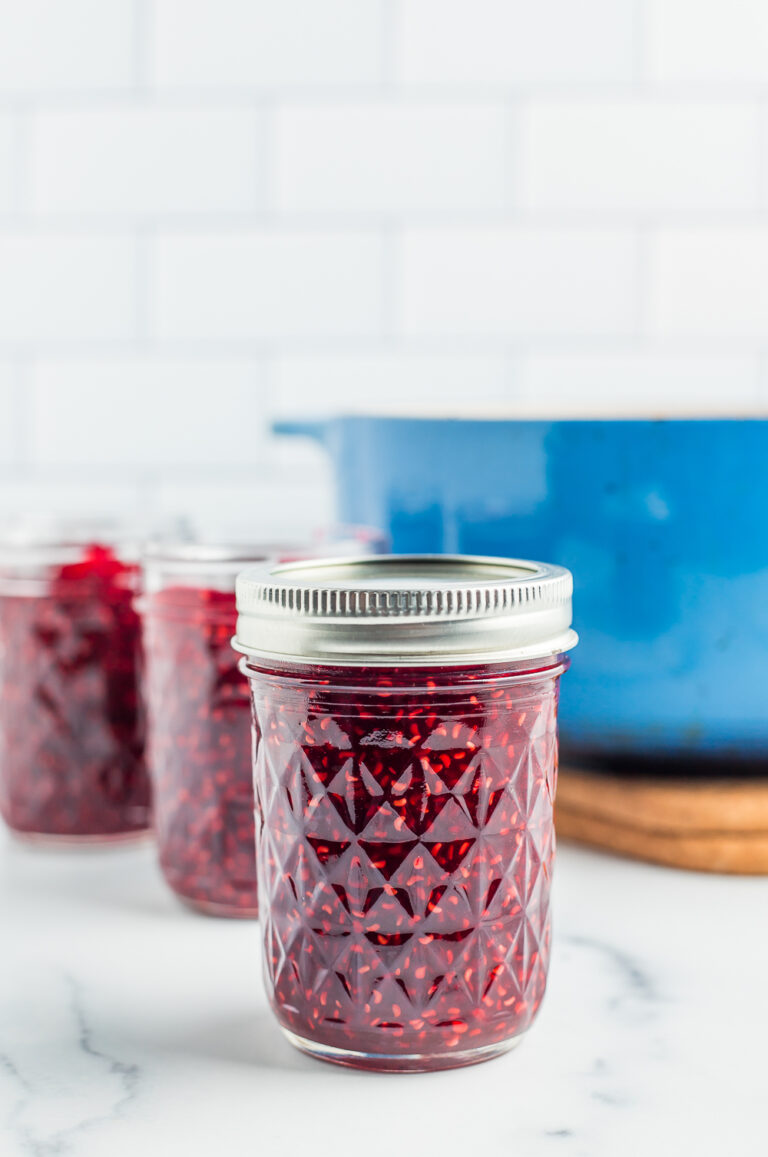 Homemade Raspberry Jam {No Pectin} - Sustainable Cooks