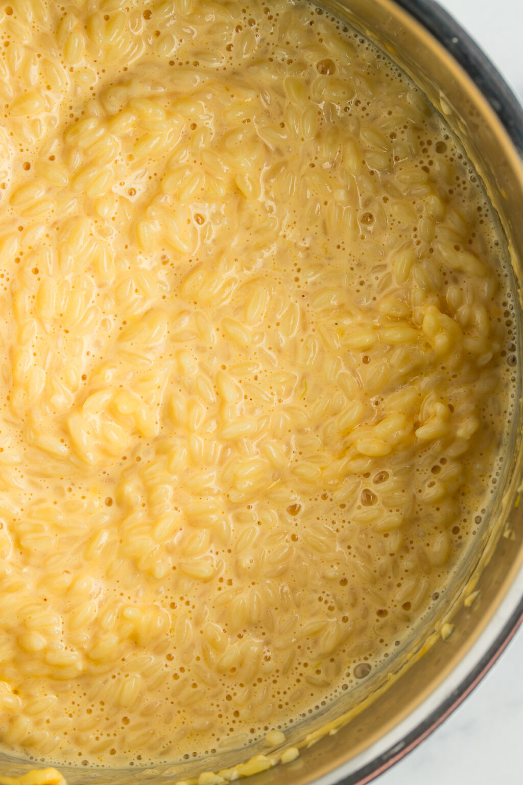One Pot Cheesy Orzo With Garlic - Sustainable Cooks